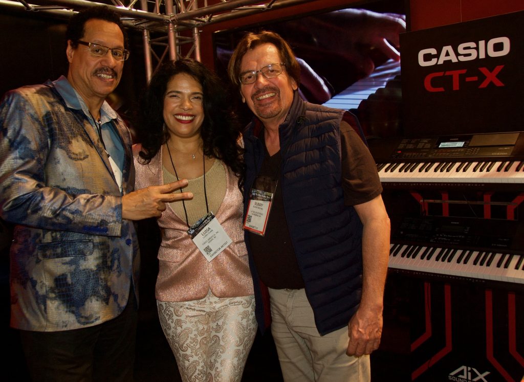 Larry Dunn Featured at the Casio Booth NAMM 2018 – The Hollywood 360